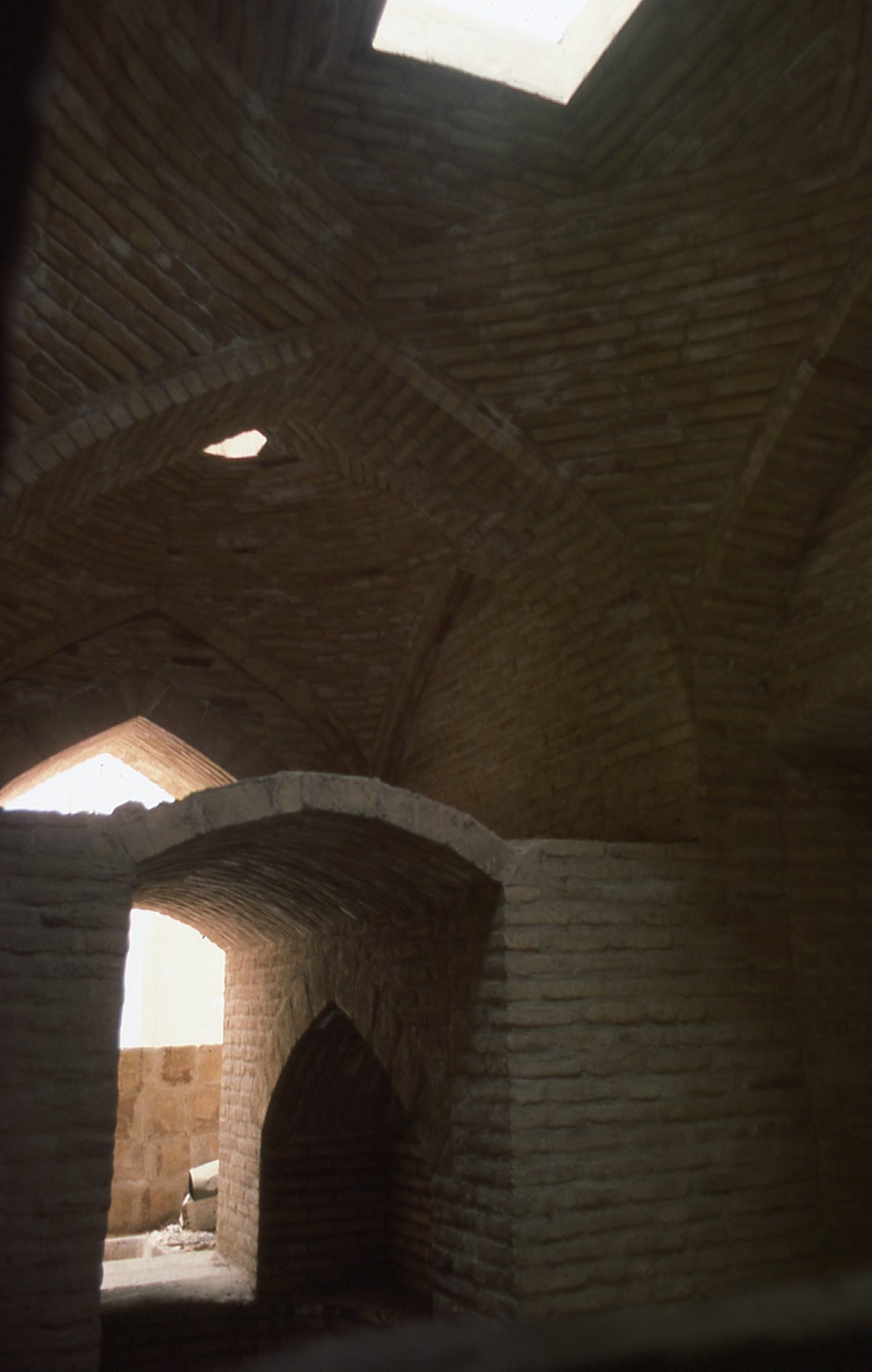 Vaulted brick ceiling | DW Digital Archive